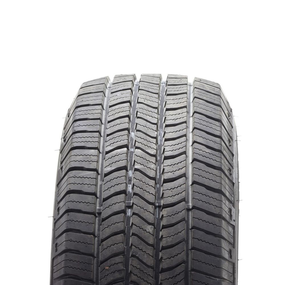 New LT 265/70R17 Starfire Solarus HT 121/118R - 13/32 | Utires