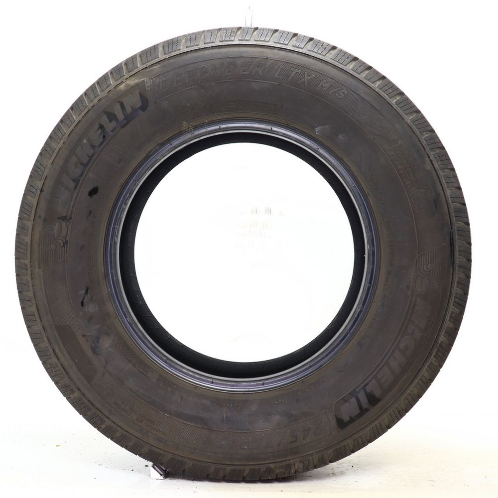Set of (2) Used 245/75R16 Michelin Defender LTX M/S 111T - 5.5-6/32 | Utires