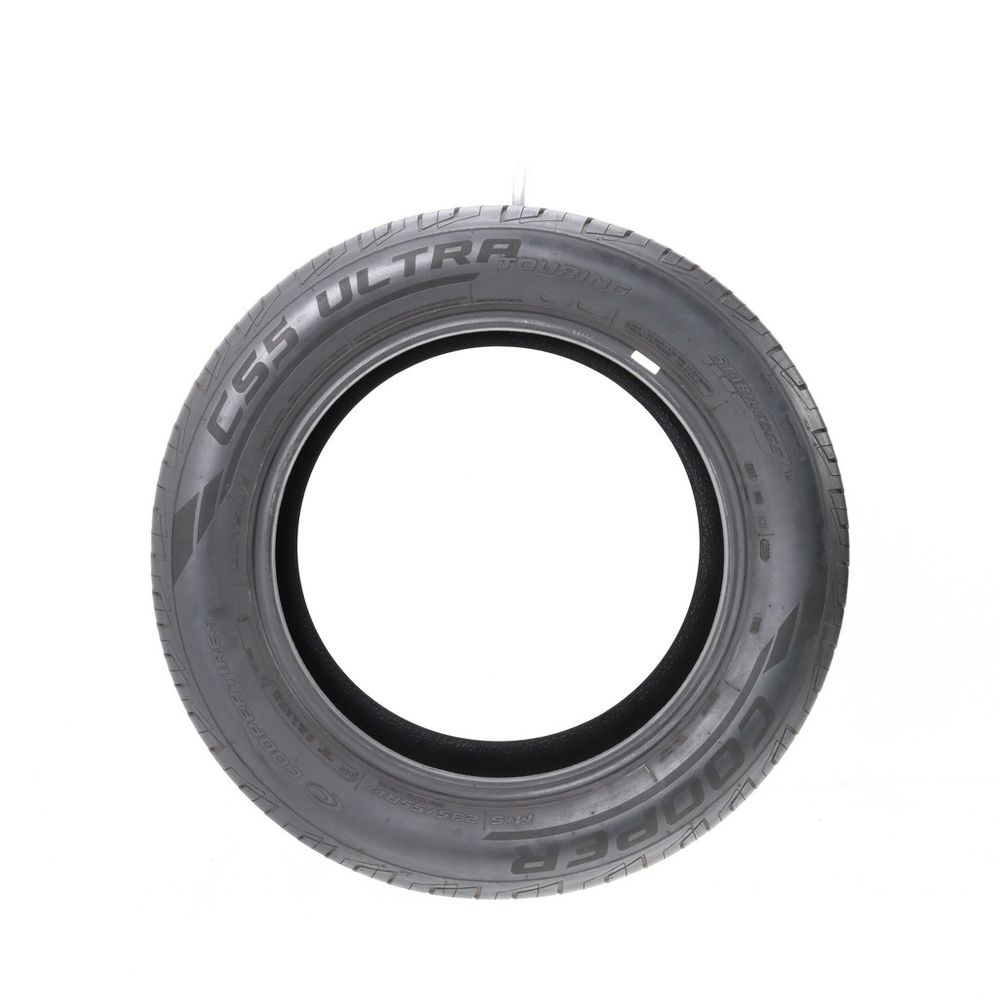 Used 235/55R17 Cooper CS5 Ultra Touring 99V - 5.5/32 | Utires