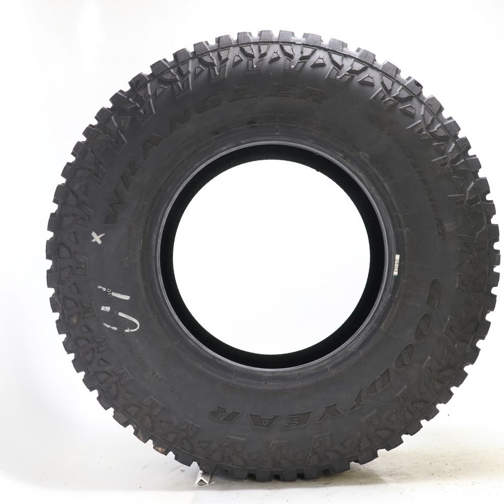 Used LT 35X12.5R17 Goodyear Wrangler Ultra Terrain AT 121Q E - 18/32 ...