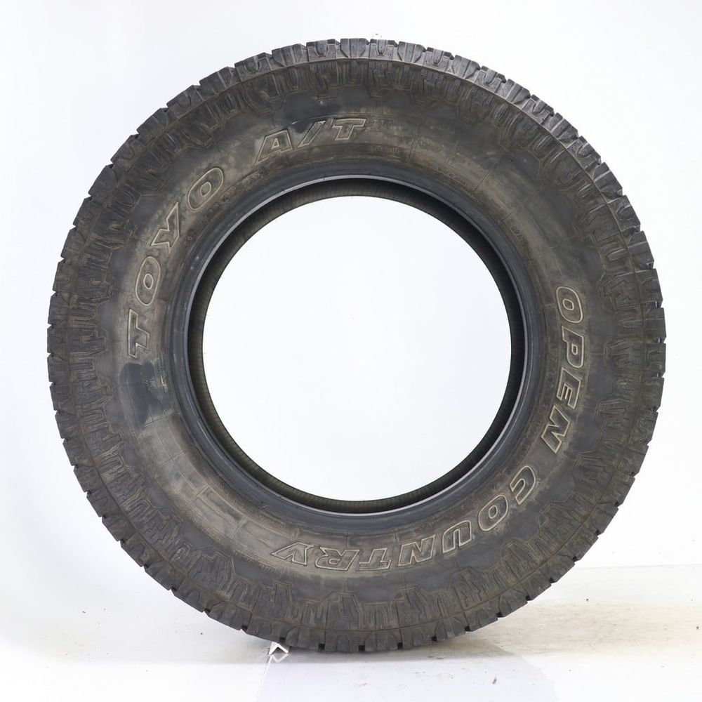 Used LT 275/70R18 Toyo Open Country A/T II 125/122S E - 9/32 | Utires