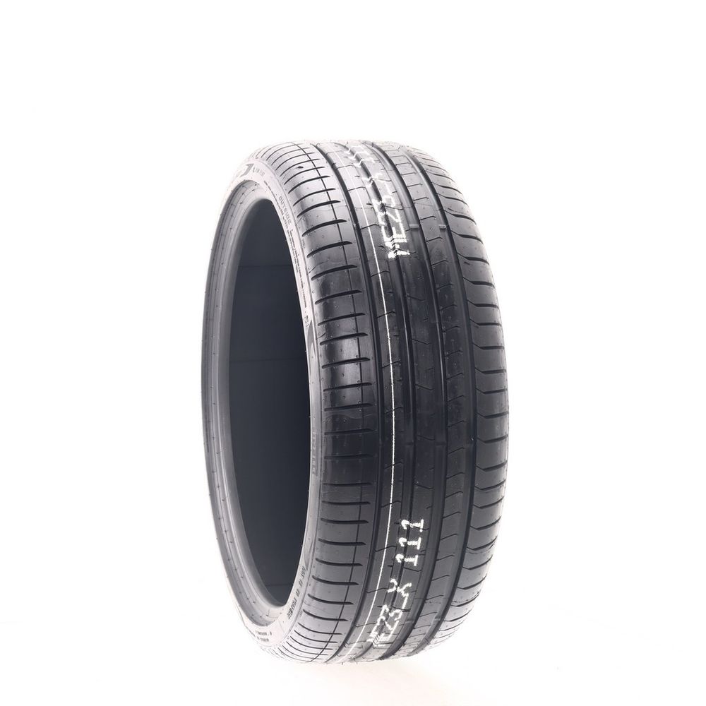 Set of (4) New-N 225/35R20 Pirelli P Zero Run Flat 90Y | Utires