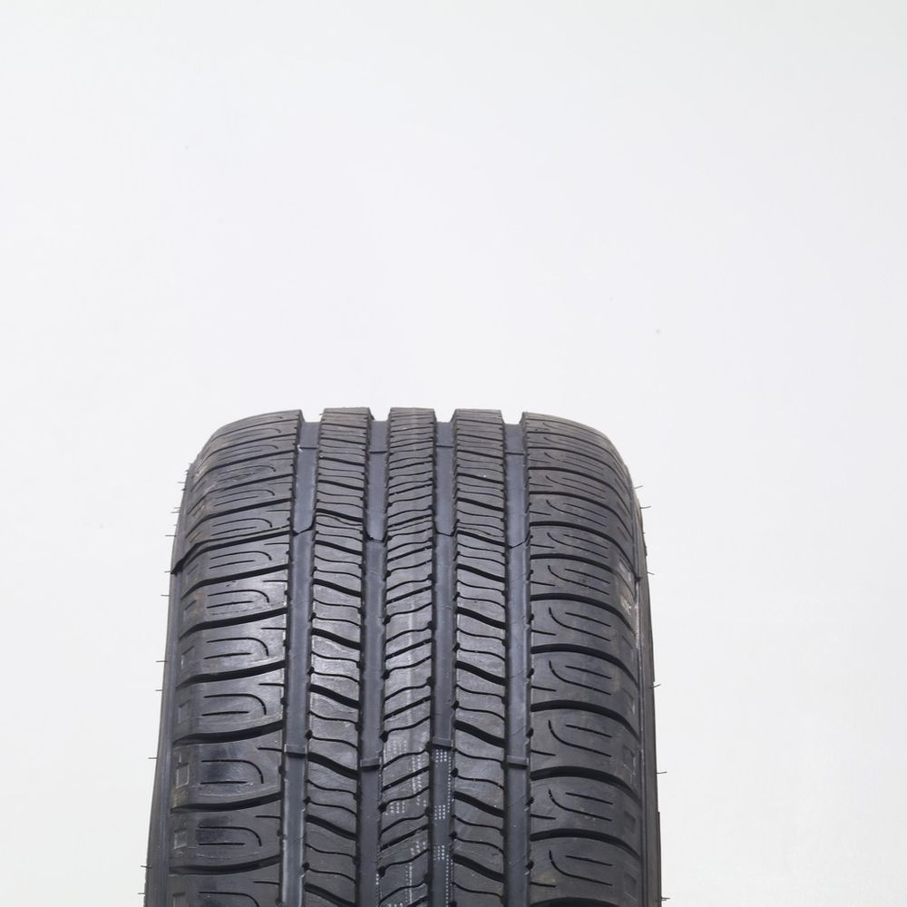 Set of (4) New 235/65R16 Goodyear Assurance All-Season 103T - 8.5/32 | Utires