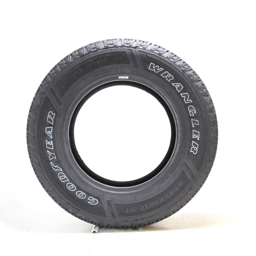 Driven Once 255/70R17 Goodyear Wrangler Workhorse HT 112T - 11/32 | Utires