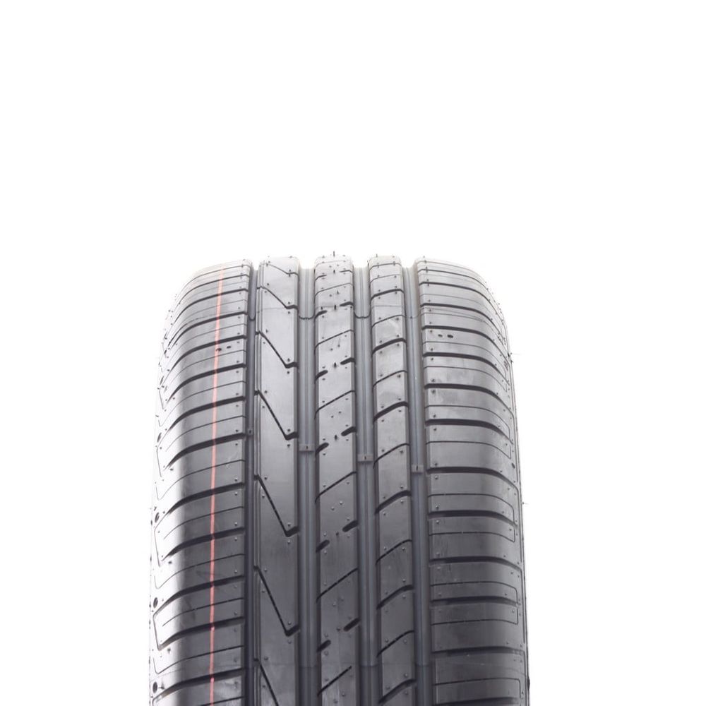 Set of (4) Driven Once 235/65R17 Hankook Ventus S1 evo2 SUV MO 104V ...