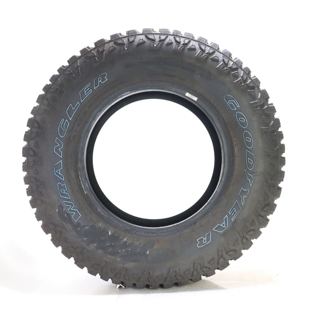 Set of (2) Used LT 285/70R17 Goodyear Wrangler Ultra Terrain AT 121 ...