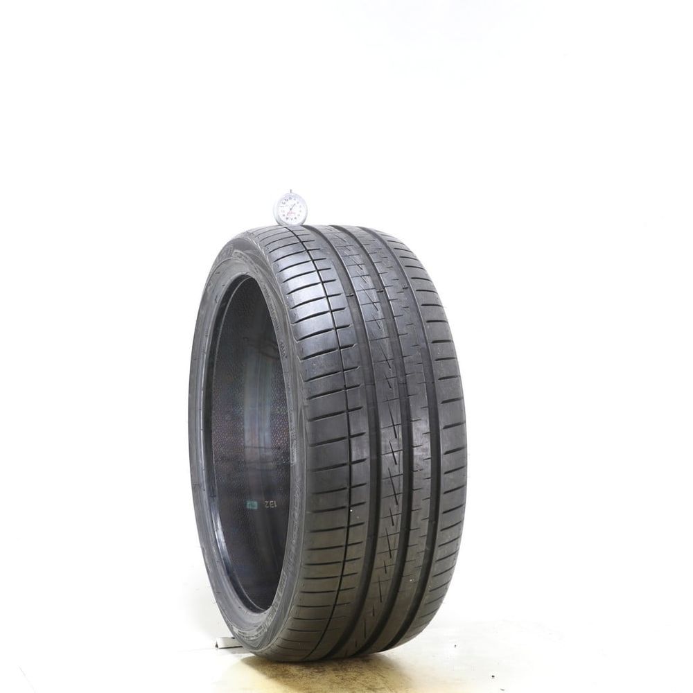 Set of (2) Used 225/35ZR19 Vredestein Ultrac Vorti 88Y - 8-8.5/32 | Utires