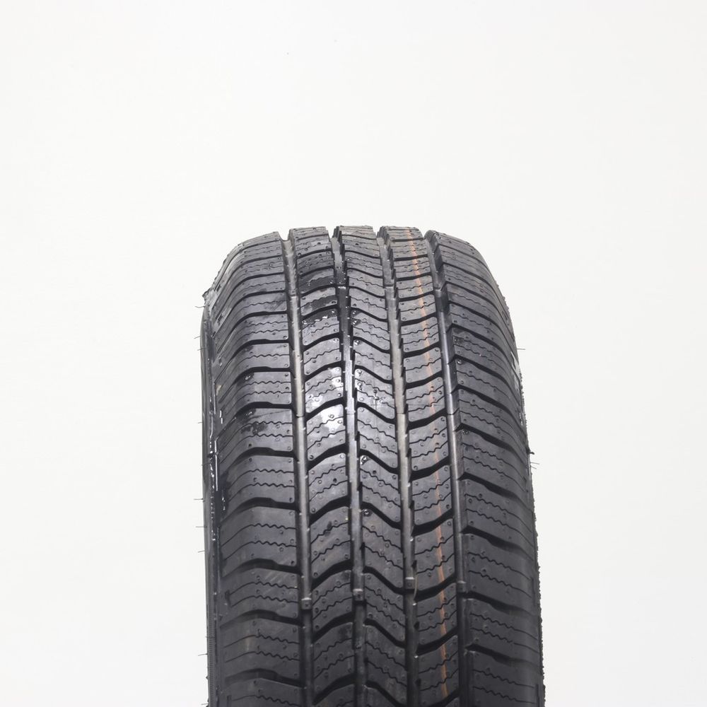 Set of (4) New 225/75R16 Starfire Solarus HT 104T - 10.5/32 | Utires