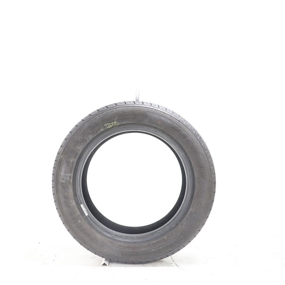Used 205/55R15 Thunderer Mach IV R302 88V - 7/32 | Utires