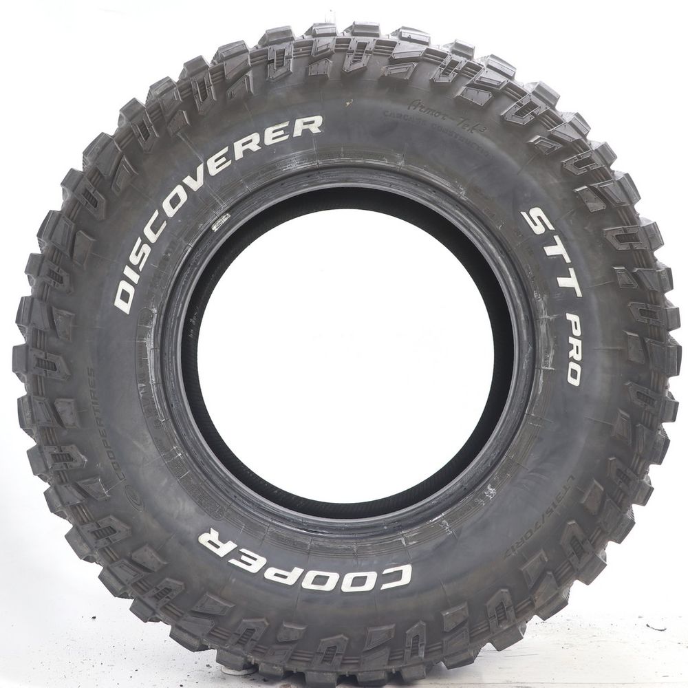 Used LT 315/70R17 Cooper Discoverer STT Pro 121/118Q - 8.5/32 | Utires