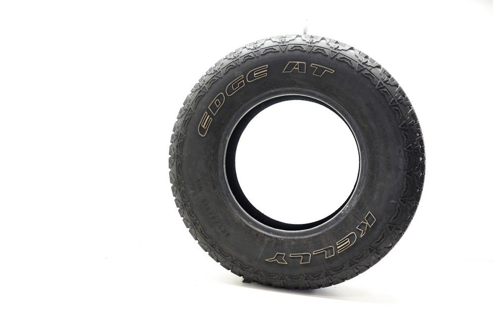 Set of (2) Used 245/75R16 Kelly Edge AT 111S - 8-9/32 | Utires